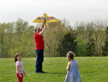 Detroit Edison Offers Kite Flying Safety Tips
